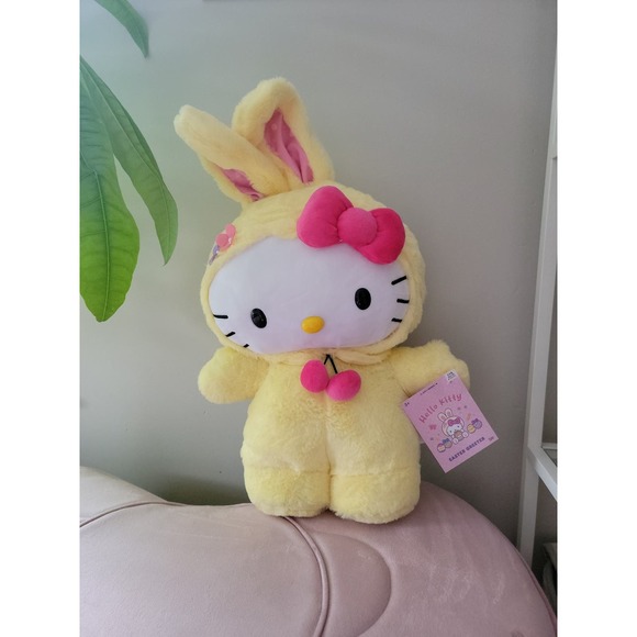 Hello Kitty | Toys | Hello Kitty Nwt 224 Easter Porch Greeter Yellow ...